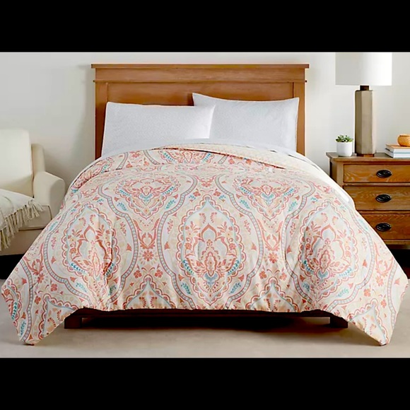 Bed Bath & Beyond | Bedding | Nwt Destiny Twintwinxl Comforter Set ...